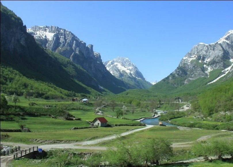 vuthaj-kosove - Discover Albania